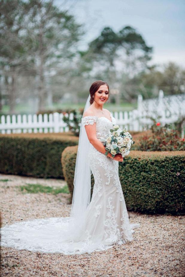 Katelyn Paige Carpenter becomes Mrs. Holden Michael Broussard ...